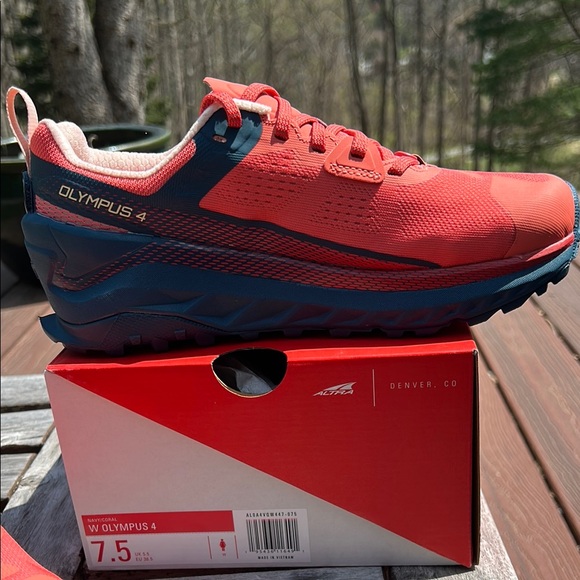 Altra | Shoes | Altra Olympus 4 Womens Trail Running Shoes Red And Blue ...
